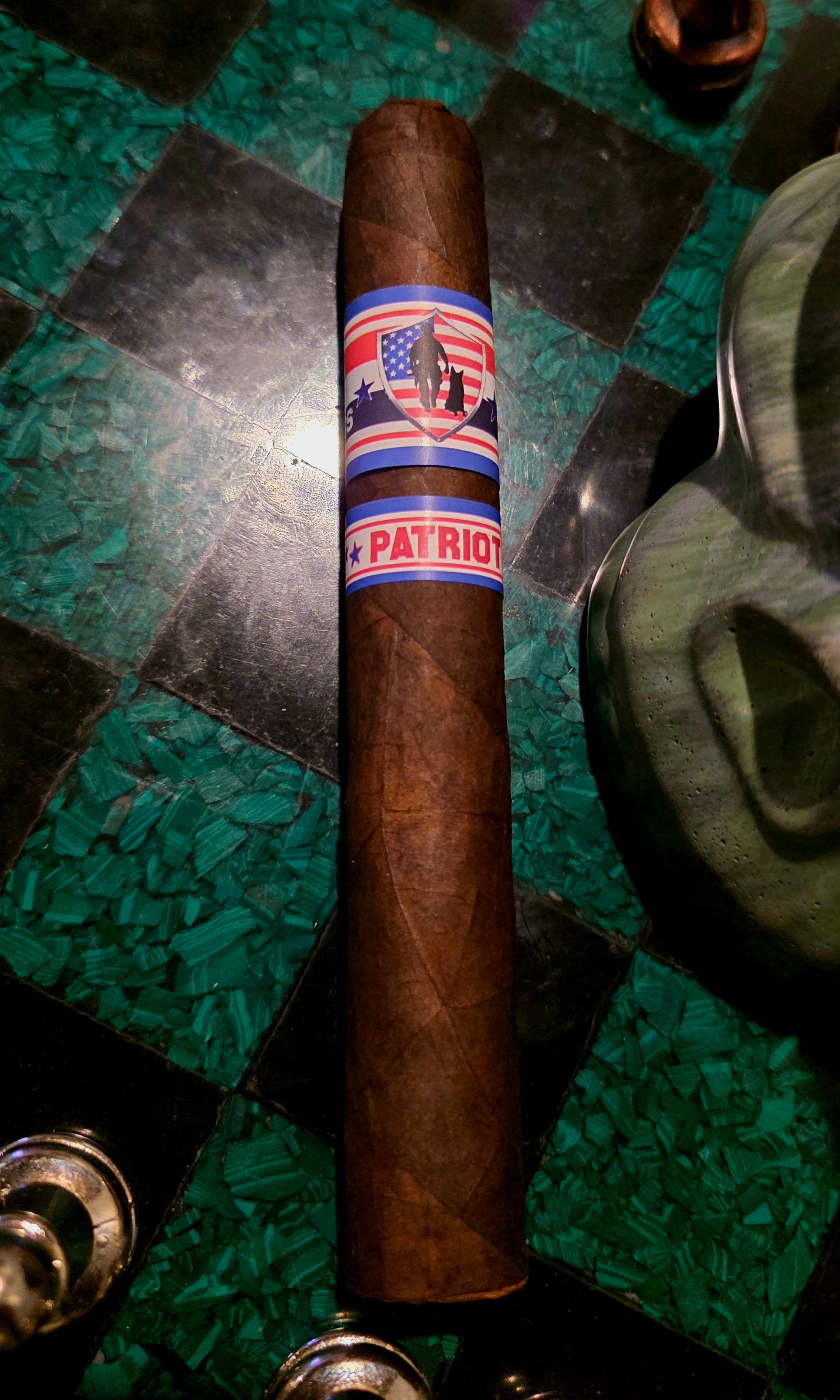 Haze Gray - The Patriot Toro – The Cigar Vault Oakdale