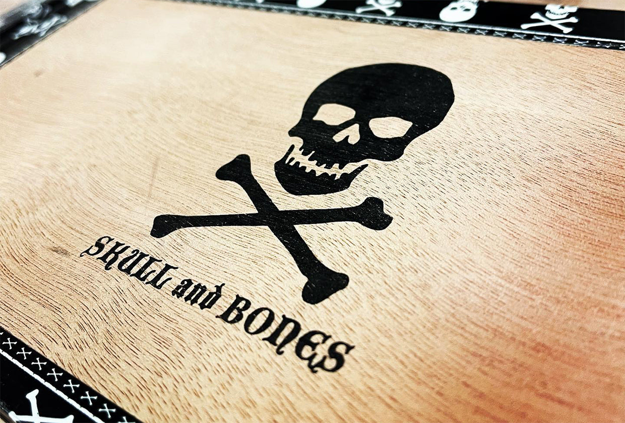 Viaje Skull and Bones (April 2025) – The Cigar Vault Oakdale